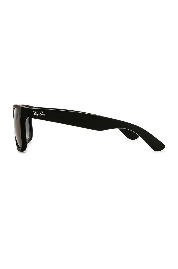 Ray-ban Justin 55mm Polarized Sunglasses - Black