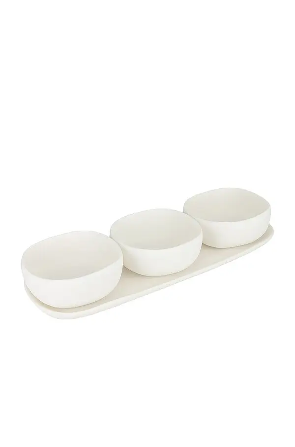 TINA FREY DESIGNS Trio Of Bowls On Dish Set - White