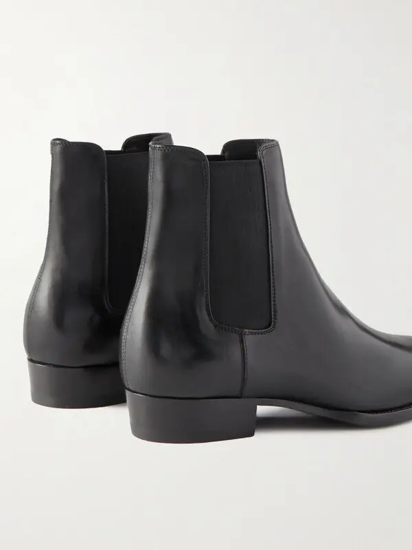 Saint Laurent Wyatt Leather Chelsea Boots - Black
