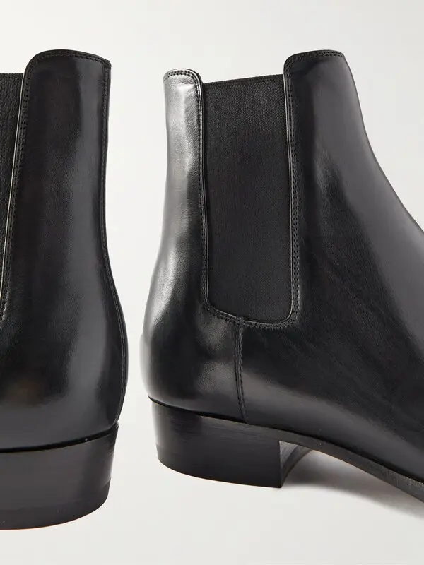 Saint Laurent Wyatt Leather Chelsea Boots - Black