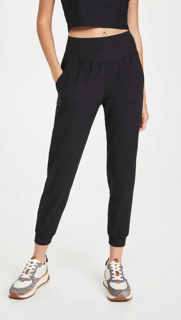 Beyond Yoga Spacedye Midi Joggers - Darkest Night