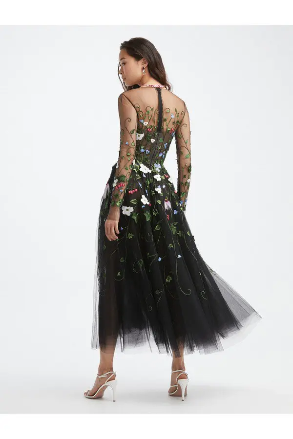 Oscar De La Renta Floral Threadwork Cocktail Dress In Black - 50% Off |  Editorialist