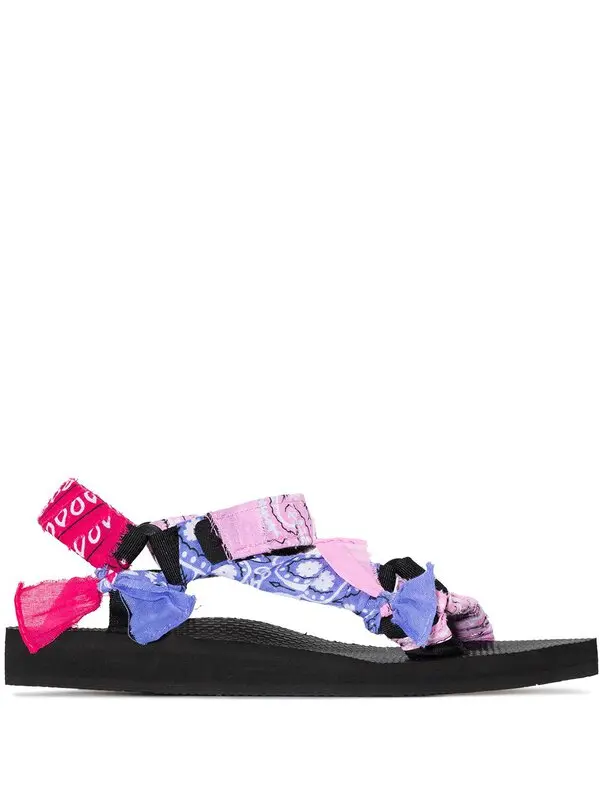 ARIZONA LOVE Trekky Bandana-print Flat Sandals - Pink
