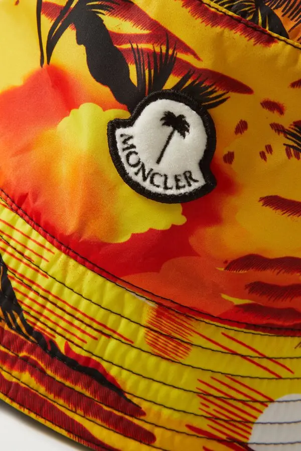 Moncler Vibrant Multi Palm Angels Reversible Bucket Hat Size L Moncler Genius - 8 MONCLER PALM ANGELS Printed Bucket Hat | HBX main image 2