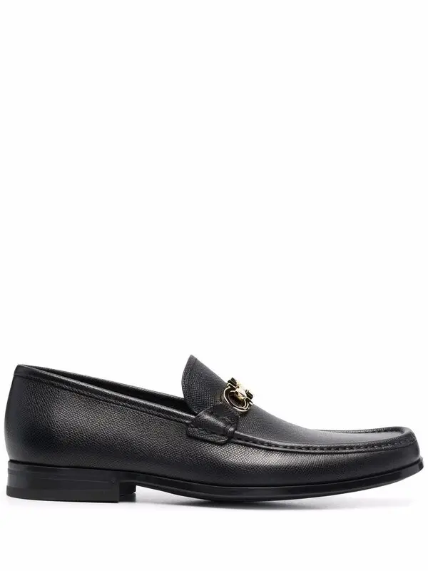 FERRAGAMO Gancini-plaque Leather Loafers - Black