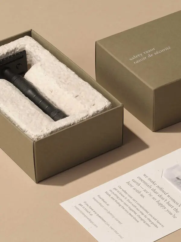 WELL KEPT Safety Razor