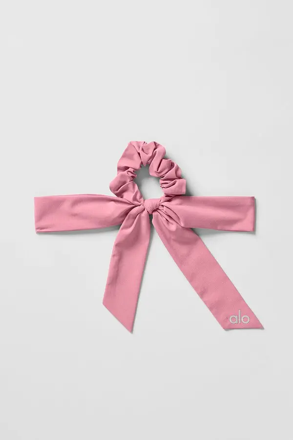 Alo Yoga Love Knots Tie Scrunchie - Pink Wild Rose