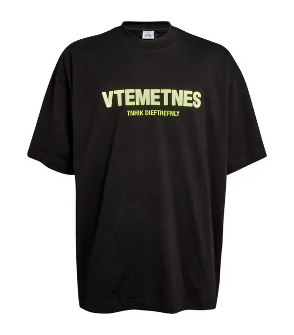 Vetements Think Differently Logo T-Shirt In Black - 40% Off