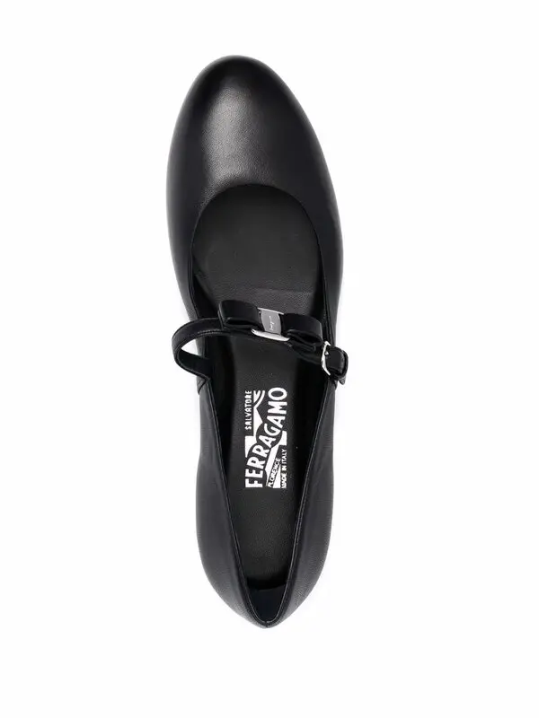 FERRAGAMO Lizz Leather Ballerina Shoes