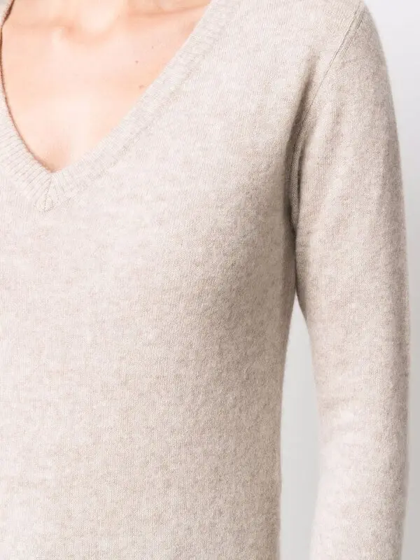 LISKA V-neck Long Sleeve Sweater