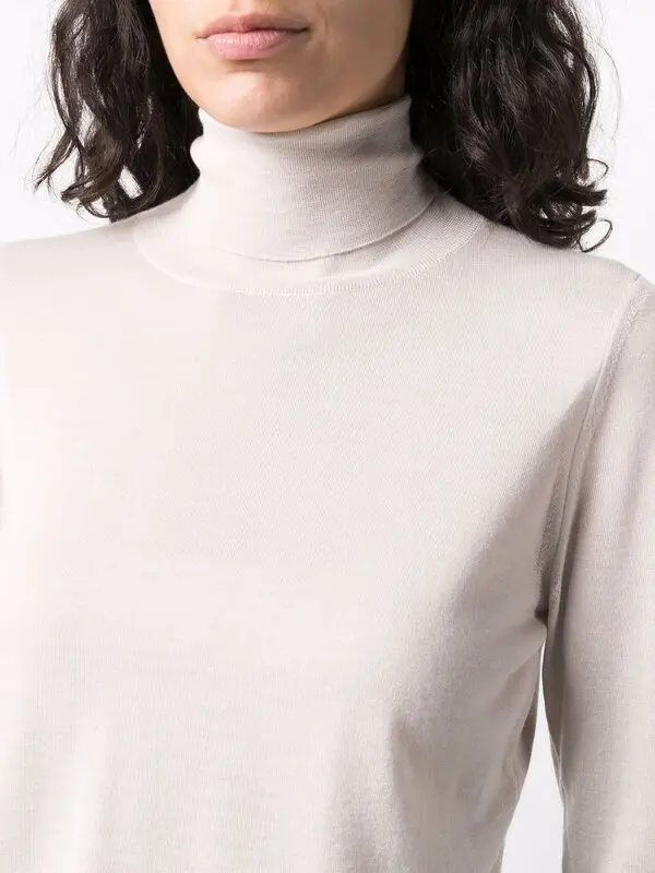 LISKA Fine-knit Roll-neck Jumper