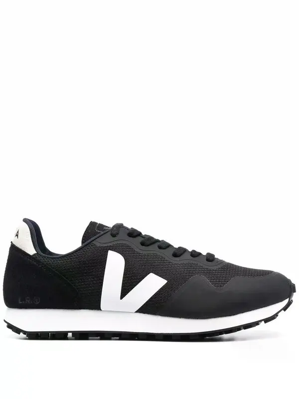 VEJA Logo-patch Low-top Sneakers