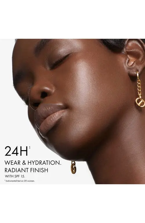 Dior Forever Skin Glow Hydrating Foundation Spf 15