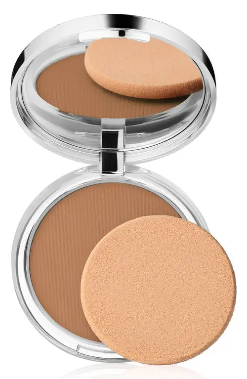 CLINIQUE Stay-matte Sheer Pressed Powder - Stay Nutmeg