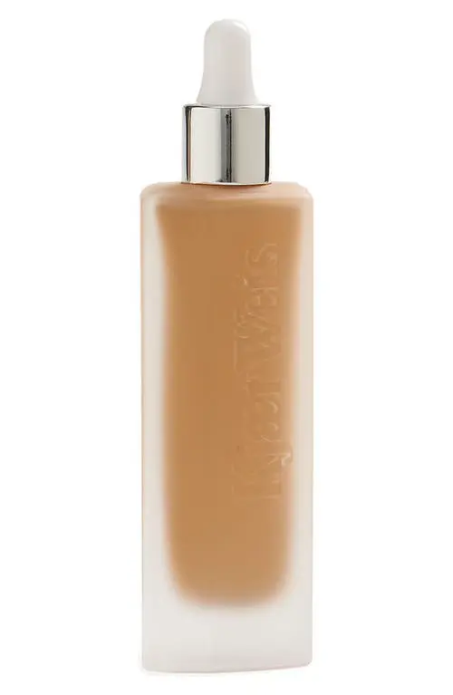 KJAER WEIS Invisible Touch Foundation - M240 / Velvety