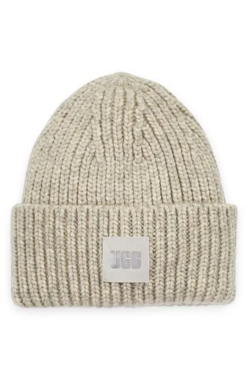 UGG Chunky Ribbed Beanie - Light Grey