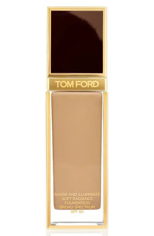 TOM FORD Shade And Illuminate Soft Radiance Foundation Spf 50 - 8.7 Golden Almond