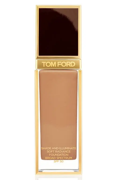 TOM FORD Shade And Illuminate Soft Radiance Foundation Spf 50 - 9.5 Warm Almond