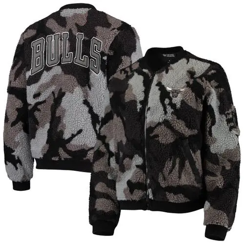 THE WILD COLLECTIVE Chicago Bulls Camo Sherpa Full-zip Bomber Jacket - Black