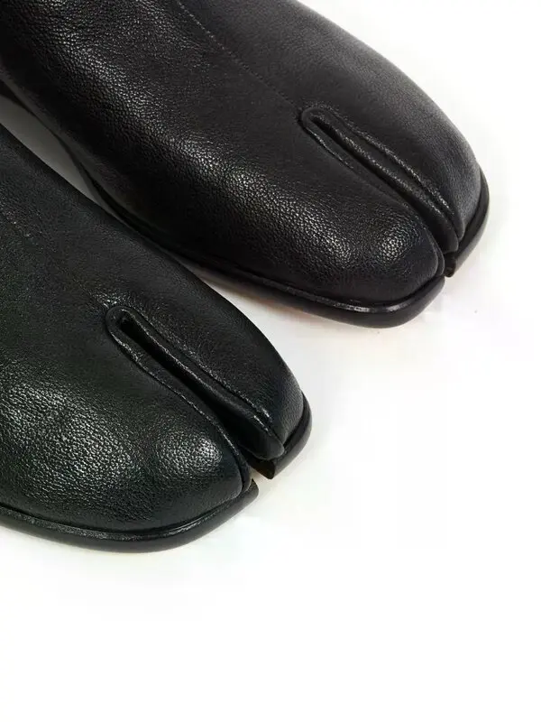 MAISON MARGIELA Tabi Leather Babouche Shoes - Black