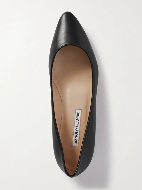 Manolo Blahnik Bb 10 Leather Point-toe Flats - Black