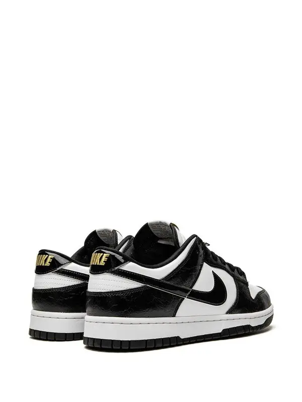 Nike Dunk Low World Champ Sneakers - White