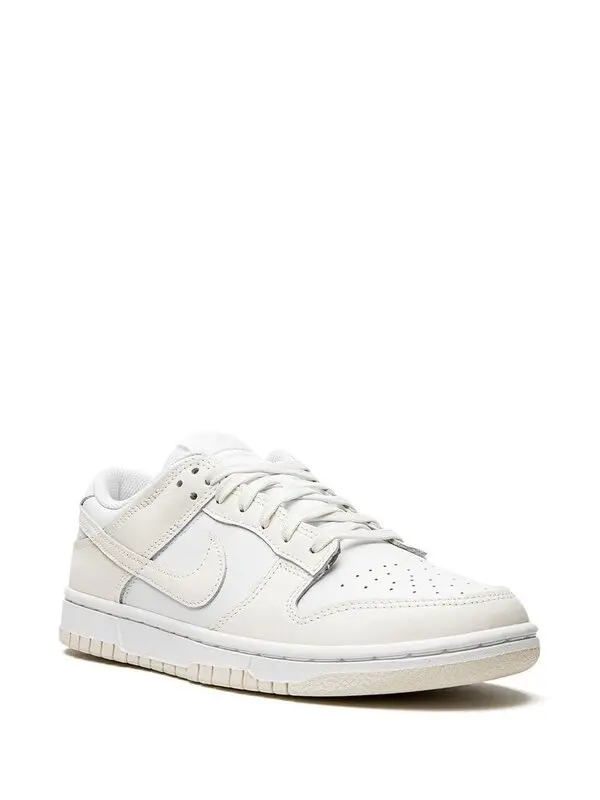 Nike Dunk Low Sneakers - White