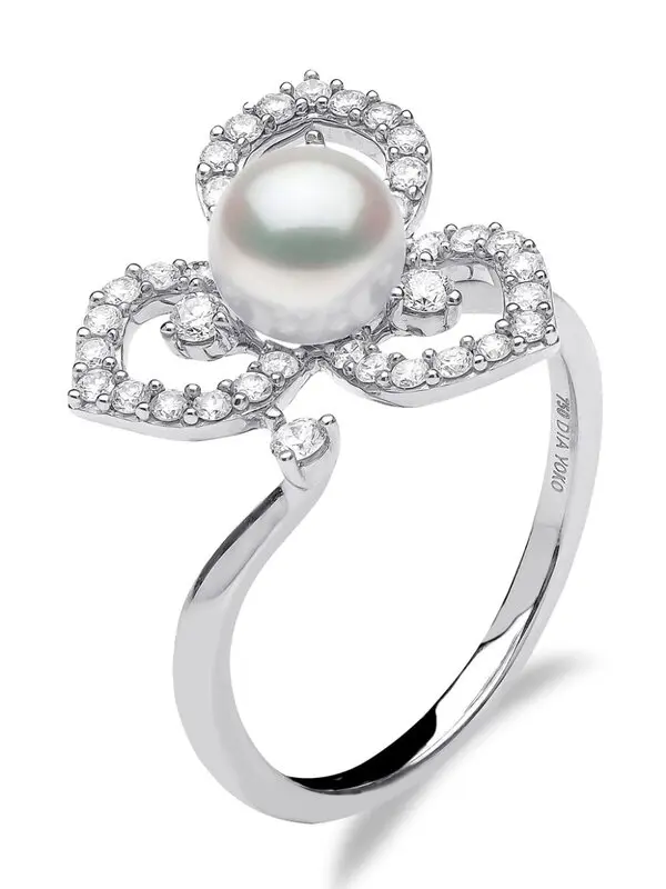 Yoko London 18kt White Gold Petal Pearl And Diamond Ring - Silver