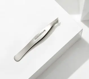 TWEEZERMAN Pointed Slant Tweezer - One-color