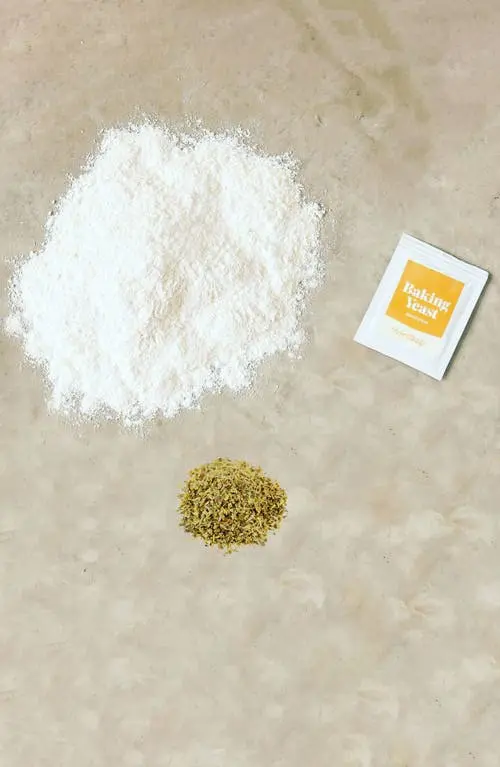 BROOKLYN BREW SHOP Garlic Herb Focaccia Making Kit