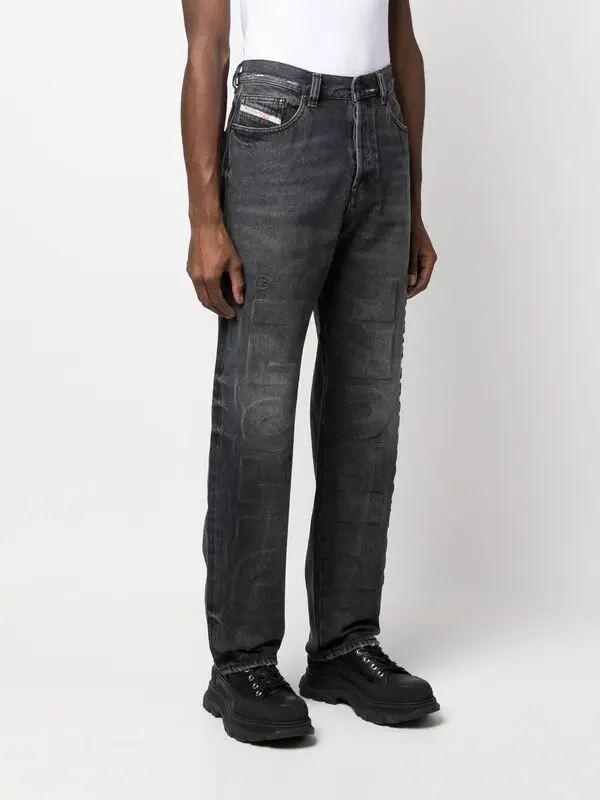 DIESEL® 2010 D-macs 007j5 Straight-leg Jeans - Black