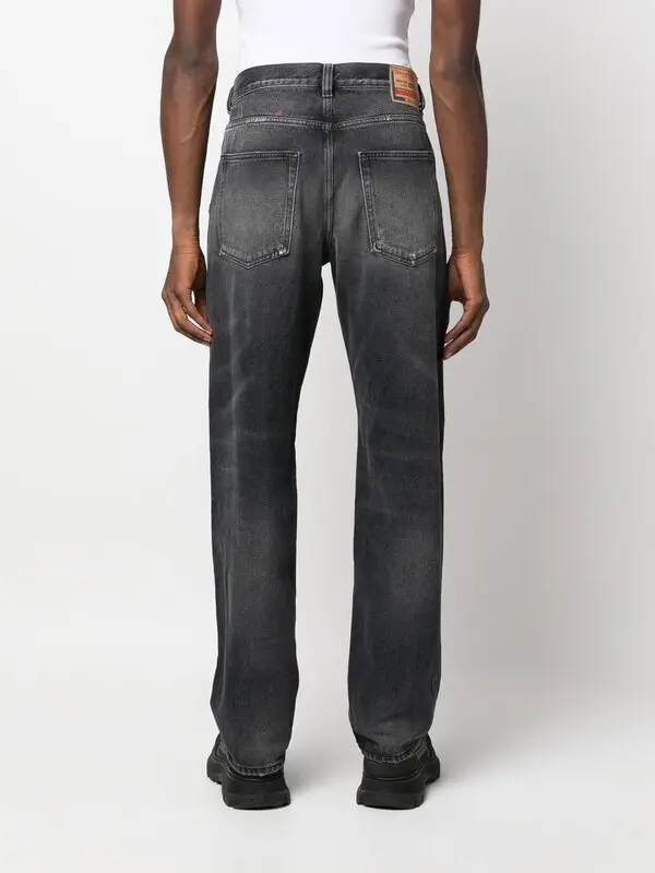 DIESEL® 2010 D-macs 007j5 Straight-leg Jeans - Black