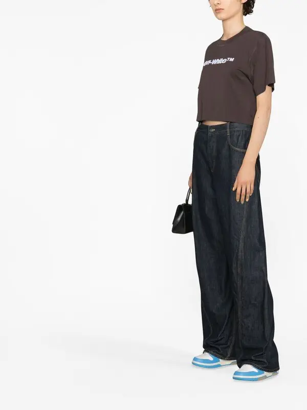 Off-White Cropped Logo T-shirt