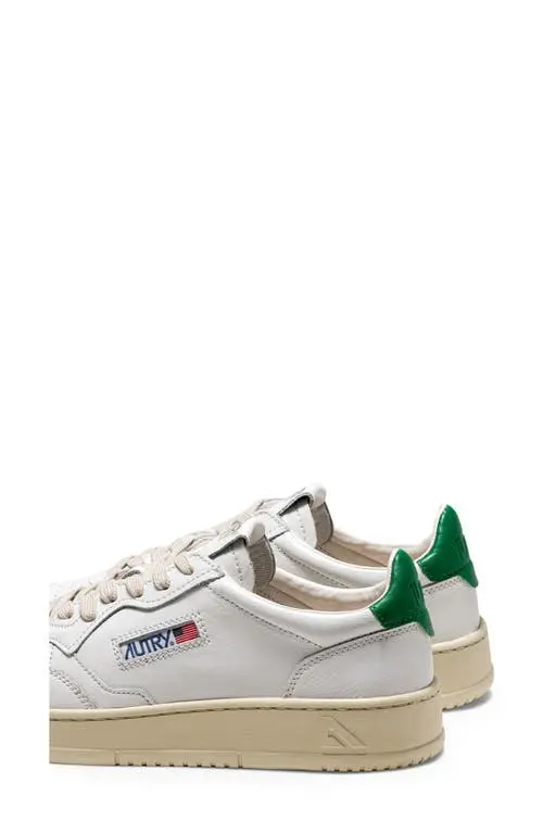 AUTRY Medalist Low Sneakers