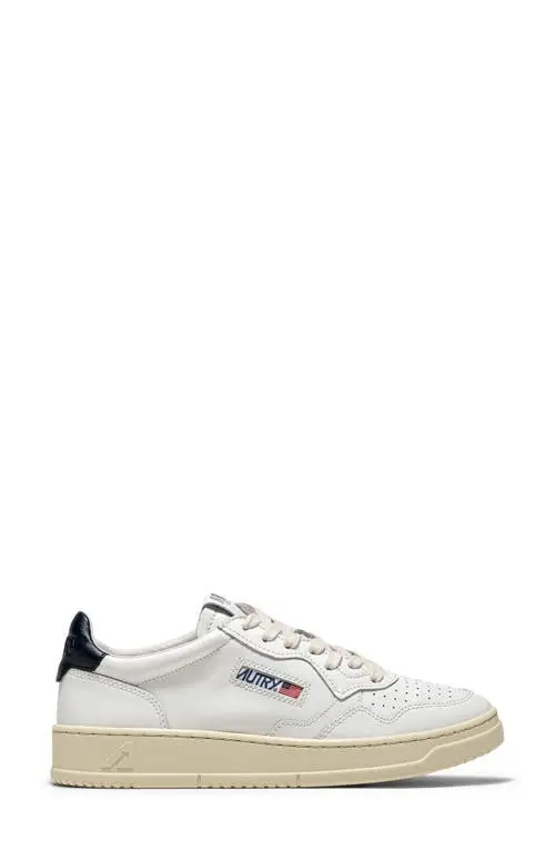 AUTRY Medalist Low Sneakers - White/space