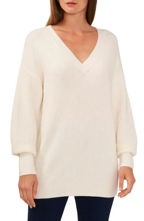 Halogen V-neck Tunic Sweater
