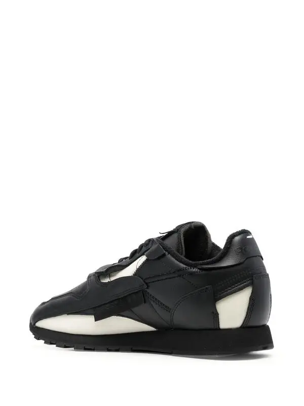 MAISON MARGIELA X Reebok Memory Of Leather Sneakers - Black