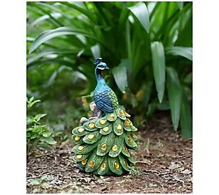 TECHKO Calm Peacock Statue With Solar Spotlight