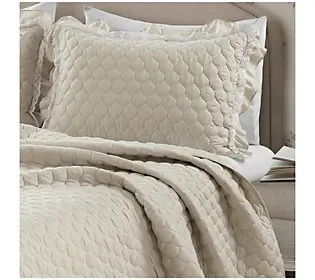 LUSH DECOR Ella Shabby Chic Ruffle Lace Quilt King