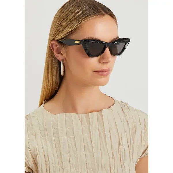 Bottega Veneta Cat-eye Sunglasses
