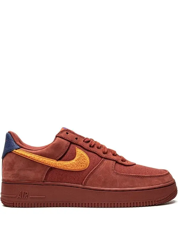 Nike Air Force 1 Low La Familia Sneakers - Red