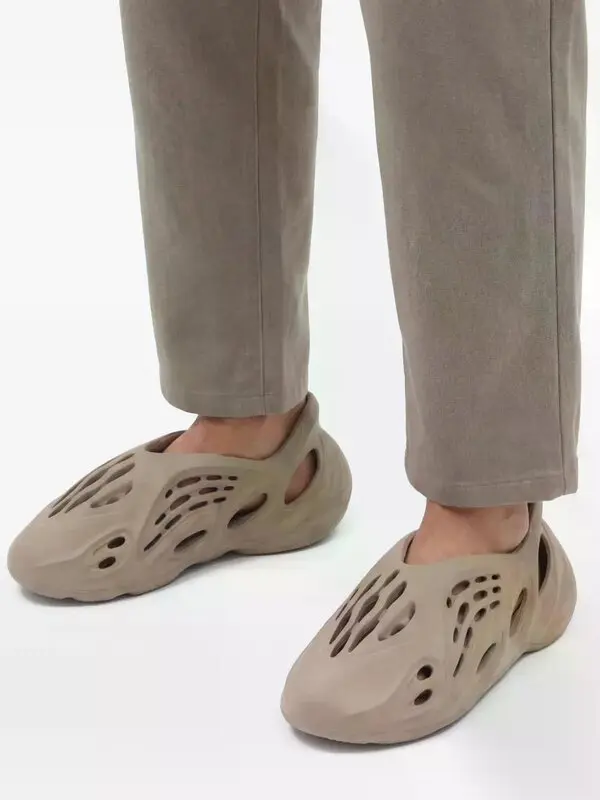 ADIDAS X YEEZY Yeezy Foam Runner Sneakers - Neutrals
