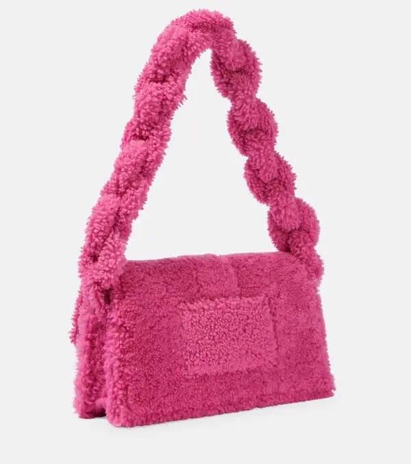 Jacquemus Le Bambidou Shearling Shoulder Bag - Pink