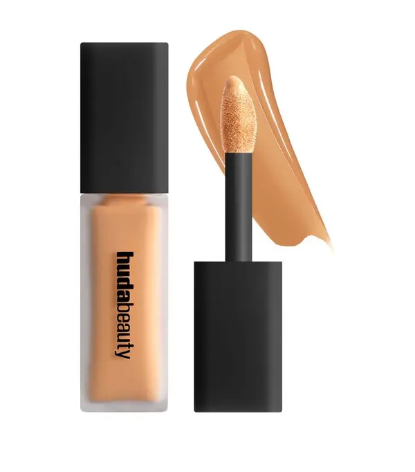 HUDA BEAUTY Fauxfilter Luminous Matte Liquid Concealer - Nude