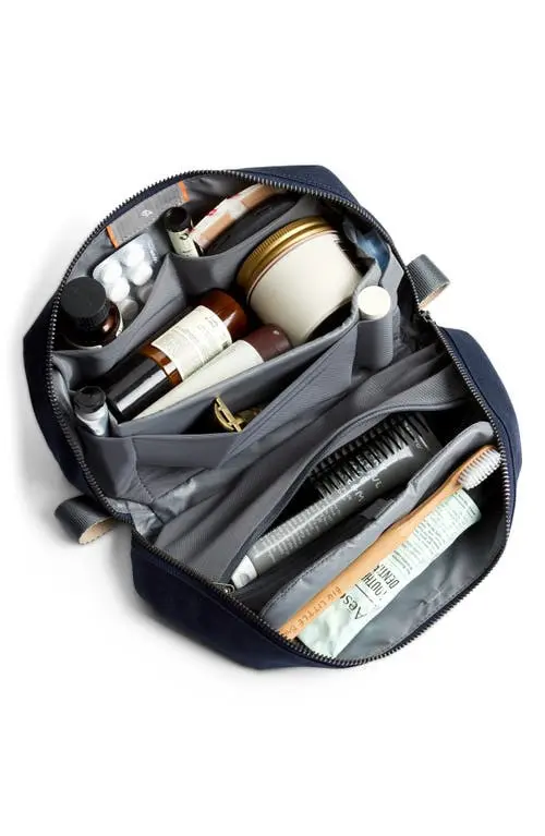 Bellroy Toiletry Plus Kit - Navy