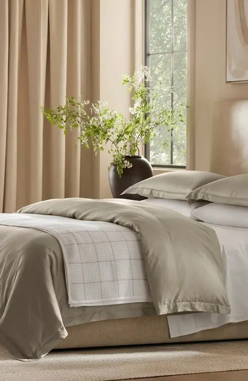 BOLL & BRANCH Percale Hemmed 300 Thread Count Duvet Cover & Shams Set