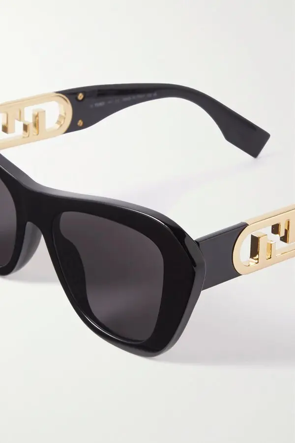 Fendi O\'Lock Sunglasses Black Cat Eye FENDI FE40049I 01A - Sunglasses for Woman | Lookeronline  main image 3