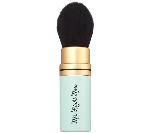 TOO FACED Mr. Right Now Perfectly Portable Powd Er Brush - One-color