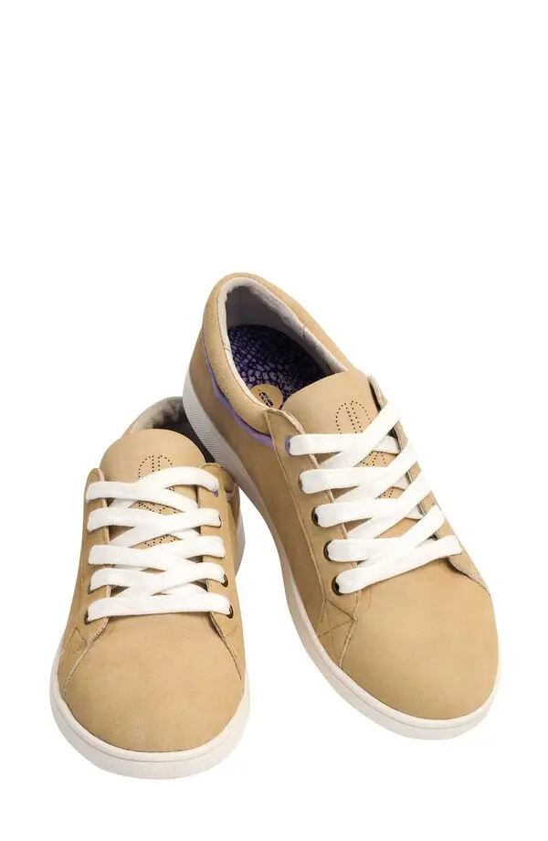 REVITALIGN Avalon Sneaker - Tan