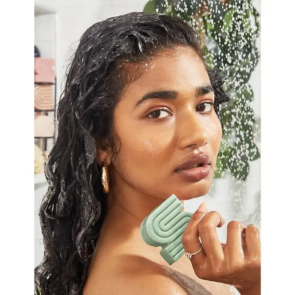 KITSCH Tea Tree And Mint Clarifying Shampoo Bar 102g